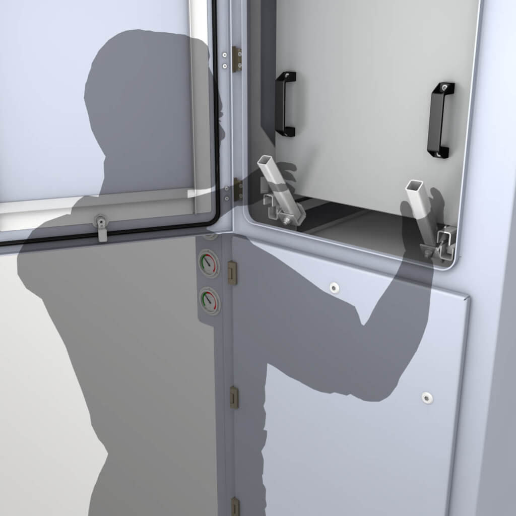 Camfil Oil Expert practical fast acting clamps | Camfil APC